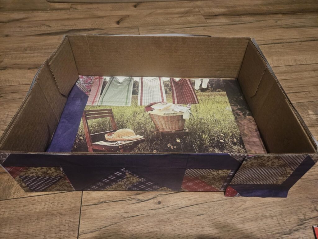 Mother's Day Craft For Kids - Breakfast In Bed Tray - Lintukoto Homestead